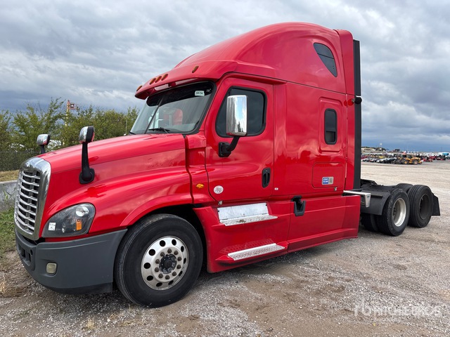 2019 Freightliner Cascadia 125 6x4 T/A Sleeper Truck Tractor ...