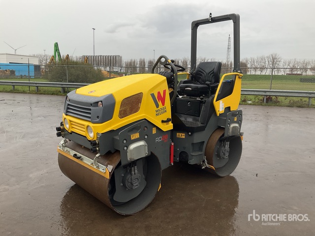 2021 Wacker Neuson RD28-120 Compacteur à double bille | Ritchie Bros ...