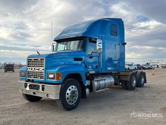 2018 Mack CHU613 Pinnacle 6x4 T/A Sleeper Truck Tractor | Ritchie Bros ...