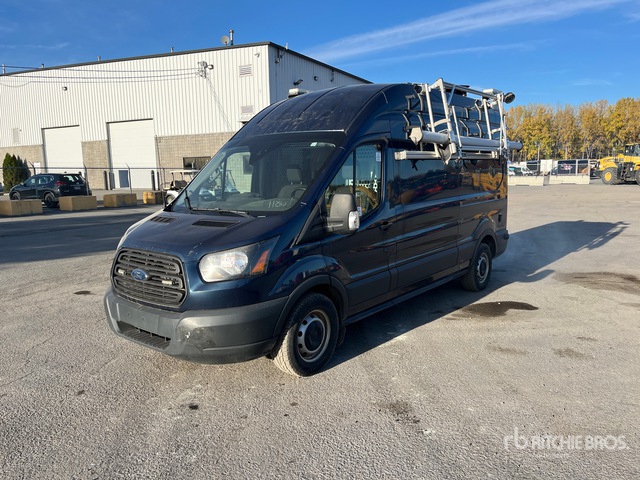 2017 Ford Transit 350 4x2 Camión Utilitario | Ritchie Bros. Auctioneers