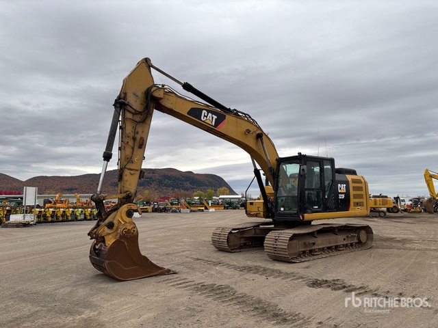 2015 Cat 323F L Tracked Excavator | Ritchie Bros. Auctioneers