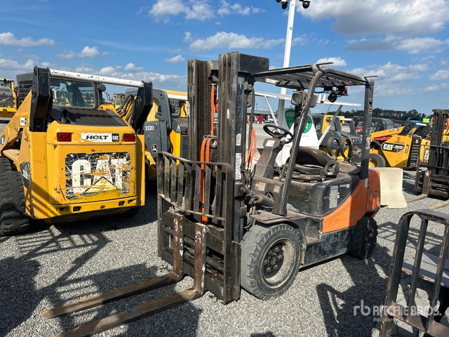 2008 Doosan G35C-5 7000 lb Pneumatic Tire Forklift | Ritchie Bros ...
