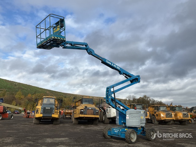 2014 Genie Z45/25 4WD Diesel Articulating Boom Lift | Ritchie Bros ...