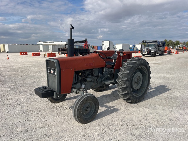 1976 Massey Ferguson MF265 2WD Tractor | Ritchie Bros. Auctioneers