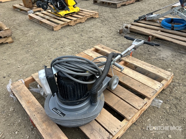 Clarke American Sanders 1600DC Walk-Behind Electric Floor Buffer ...
