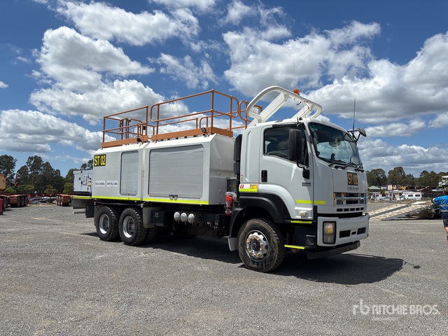 2013 Isuzu FXZ 1500 6x4 Camion de combustible y lubricacion | Ritchie ...