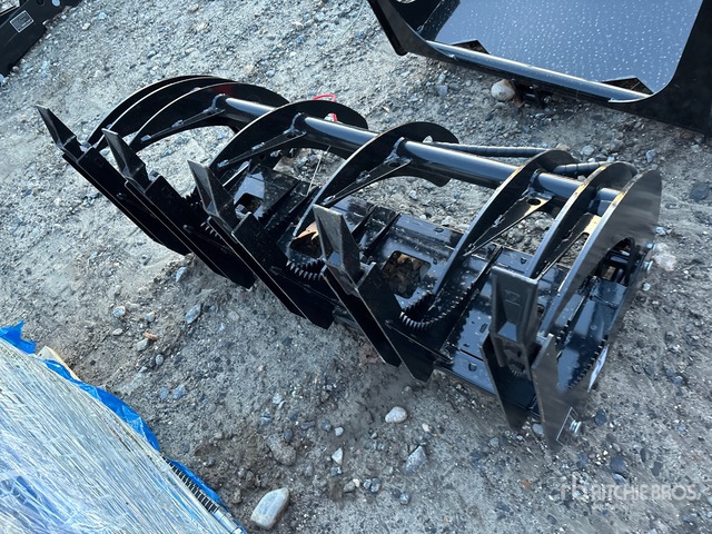 2025 GIYI GY-MCLG60 44 in Mini Log Skid Steer Grapple (Unused ...