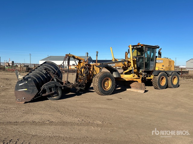 2002 John Deere 772CH Series II Motoniveladora | Ritchie Bros. Auctioneers