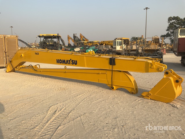 18 M Long Reach Excavator Boom & Stick w/ Excavator Bucket - Fits ...