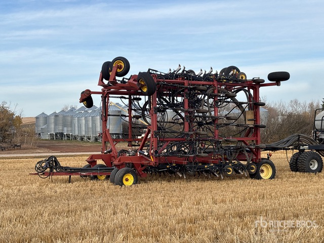 2005 Seed Hawk 52 ft Air Drill | Ritchie Bros. Auctioneers