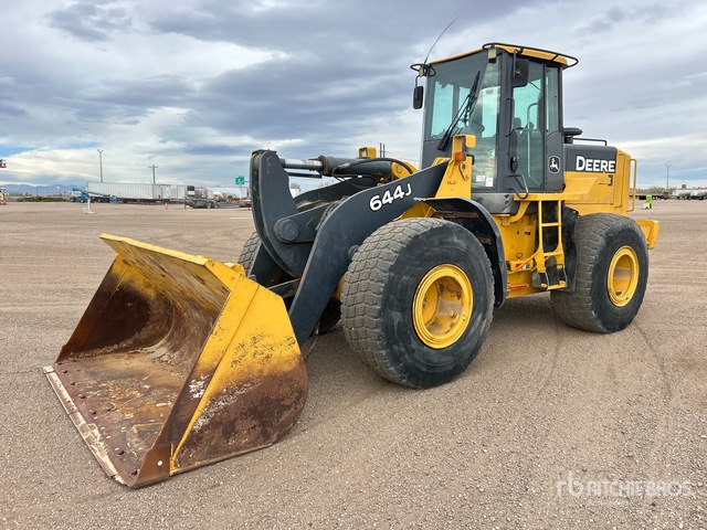 John Deere 644J Wheel Loaders transport quote to Clayton, KS. VeriTread ...