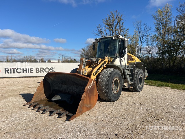2013 Liebherr L556 Chargeuse Sur Pneus Wheel Loader | Ritchie Bros ...