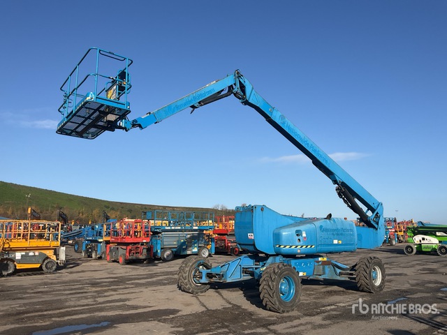 2010 Genie Z135 4WD Diesel Articulating Boom Lift | Ritchie Bros ...