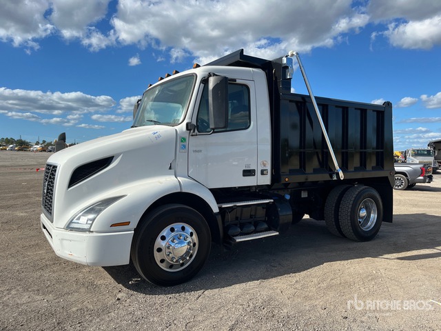 2021 Volvo VNR 4x2 Tipper Truck | Ritchie Bros. Auctioneers
