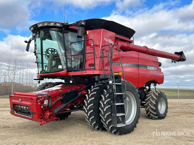2017 Case IH 7240 Combine Harvester | Ritchie Bros. Auctioneers