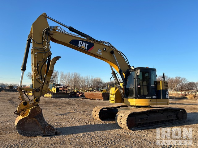 2012 Cat 321D LCR Tracked Excavator | Ritchie Bros. Auctioneers