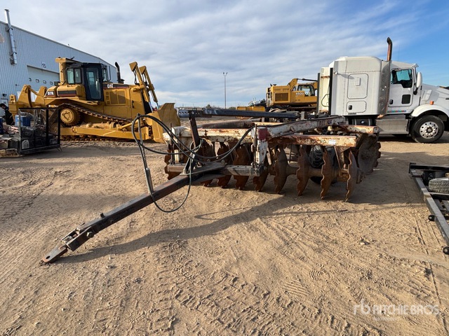 2001 ATB 10 ft Offset Disc | Ritchie Bros. Auctioneers