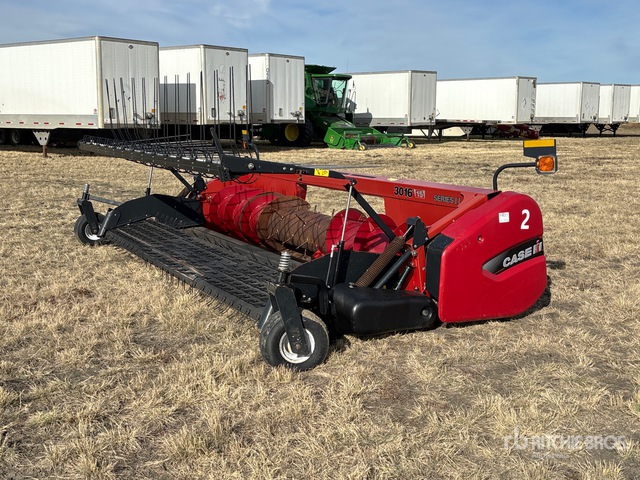 2016 Case IH 3016 Series II 15 ft Tête de moissonneuse-batteuse ...