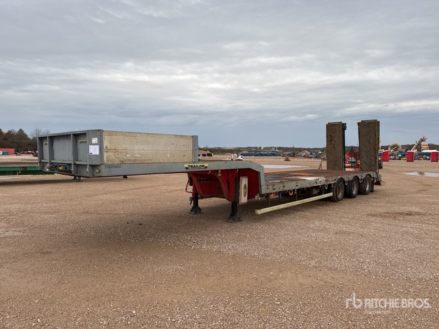 2010 Trailor Semi-Remorque Porte-Engins 3 Essieux Low Loader | Ritchie ...