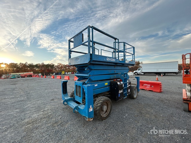 2015 Genie GS-5390 RT Diesel Scissor Lift | Ritchie Bros. Auctioneers