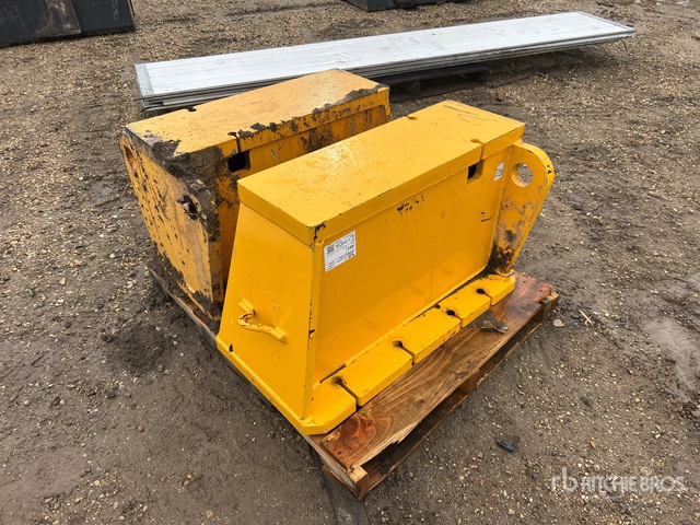 Quantity of (2) Motor Grader Push Blocks | Ritchie Bros. Auctioneers
