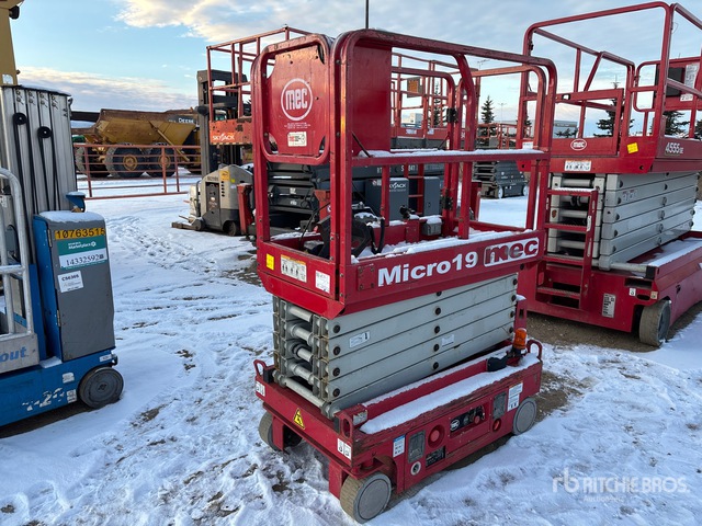 2019 MEC MICRO 19 Electric Scissor Lift | Ritchie Bros. Auctioneers
