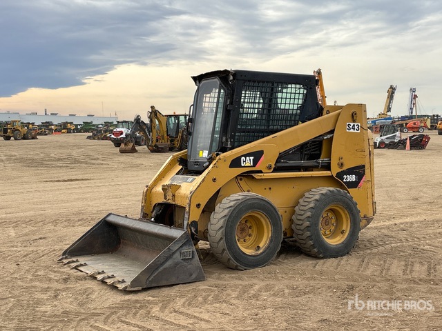 2008 Cat 236B Skid Steer Loader | Ritchie Bros. Auctioneers
