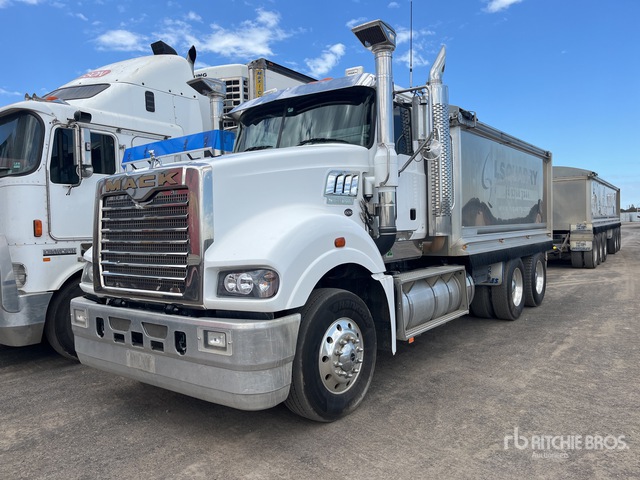2021 Mack CLXT Superliner Tipper Truck | Ritchie Bros. Auctioneers