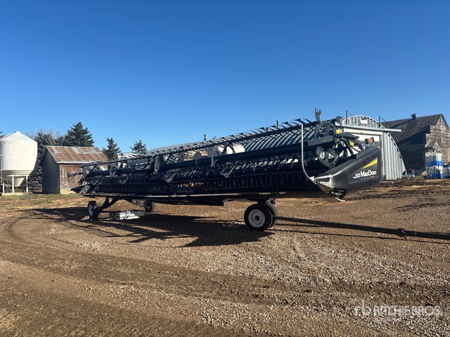 2012 MacDon FD70 40 ft Flex Draper Combine Header | Ritchie Bros ...