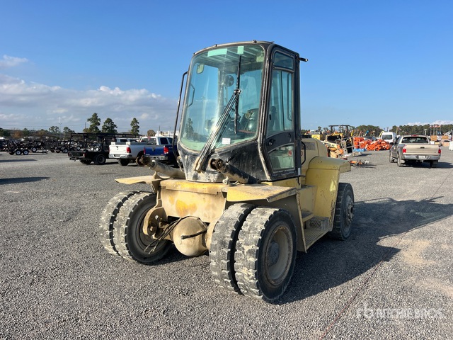 2002 Hyster H210HD 21000 lb Forklift | Ritchie Bros. Auctioneers