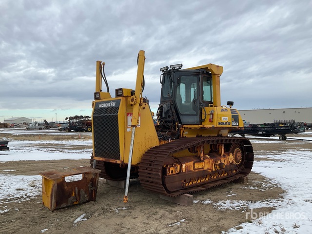 2013 Komatsu D85EX-15 Crawler Dozer (Inoperable) | Ritchie Bros ...