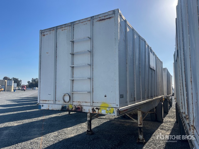 1968 Tufby S/A Lead Hopper Bottom Grain Trailer | Ritchie Bros. Auctioneers