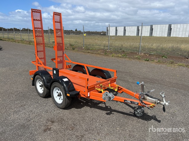 2021 JLG 2 m Bogie/A Equipment Trailer | Ritchie Bros. Auctioneers
