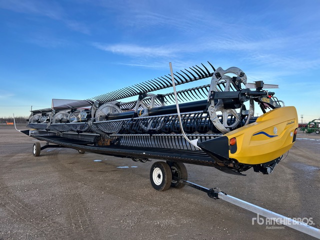 2024 MacDon FD245 45 ft Flex Draper Combine Header | Ritchie Bros ...