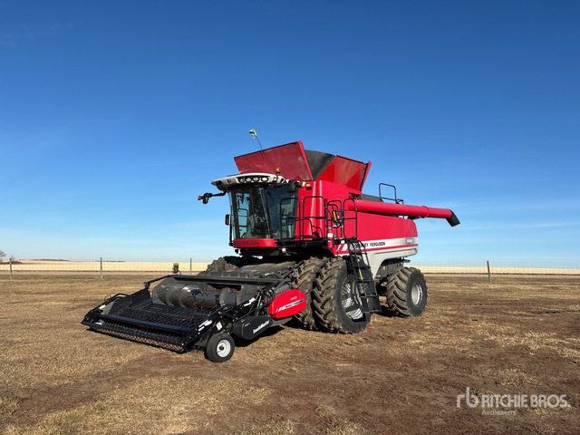 2012 Massey Ferguson 9560 Moisonneuse-batteuse | Ritchie Bros. Auctioneers