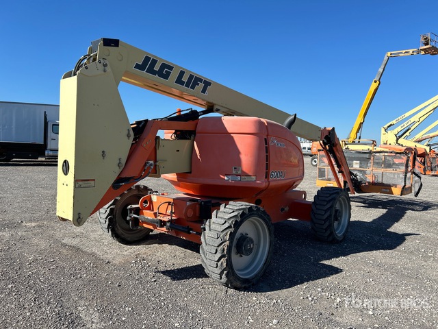 2015 JLG 600AJ 2WD Diesel Articulating Boom Lift | Ritchie Bros ...