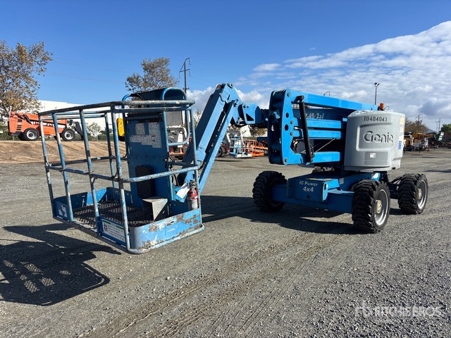 2015 Genie Z4525J 4WD Dual Fuel Articulating Boom Lift | Ritchie Bros ...