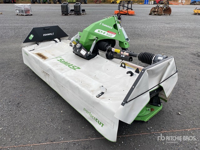 Samasz XT-F302 3000 mm Front Disc Mower | Ritchie Bros. Auctioneers
