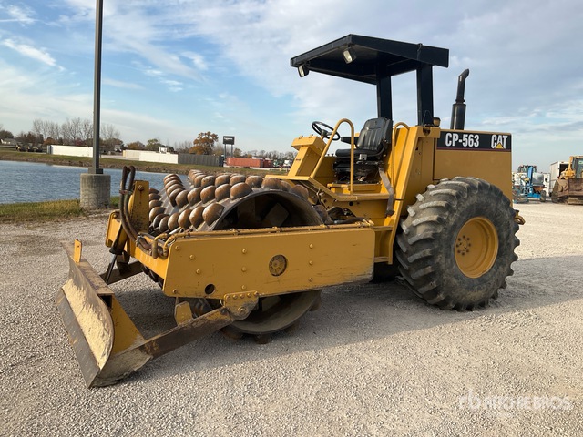 1994 Cat CP-563 Padfoot Drum Compactor | Ritchie Bros. Auctioneers
