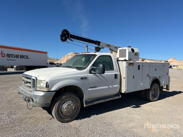 Ford F550 Trucks - Utility transport quote to Fontana, CA. VeriTread ...