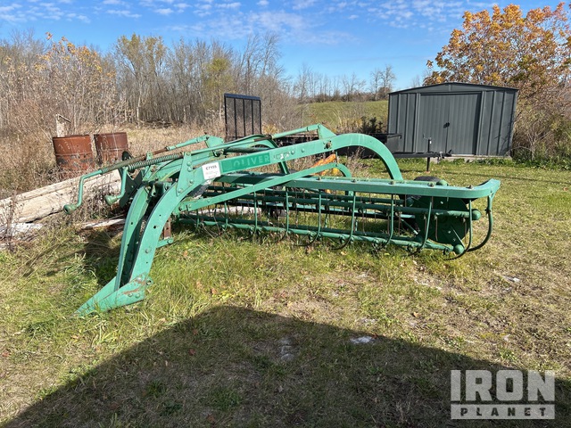 Oliver 107 10 ft Drawbars Hay Rake | Ritchie Bros. Auctioneers
