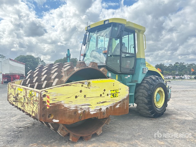 2008 Ammann ASC 200 PD Compacteur à tambour à pieds dameurs | Ritchie ...