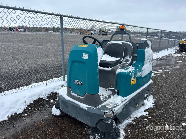 2022 Tennant S16 Ride-On Floor Sweeper | Ritchie Bros. Auctioneers