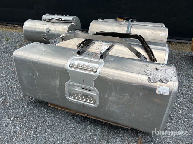 Quantity of (6) Alloy Fuel Tank | Ritchie Bros. Auctioneers