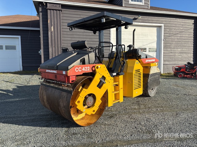Dynapac CC422C Combination Roller | Ritchie Bros. Auctioneers