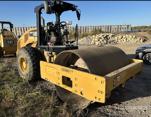 2018 Cat CS54B Smooth Drum Compactor | Ritchie Bros. Auctioneers