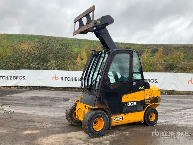 2020 JCB TLT35D Telehandler | Ritchie Bros. Auctioneers