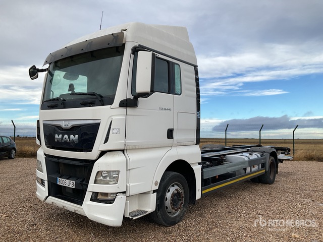 2016 MAN TGX18.440 4x2 Sleeper Container Truck | Ritchie Bros. Auctioneers