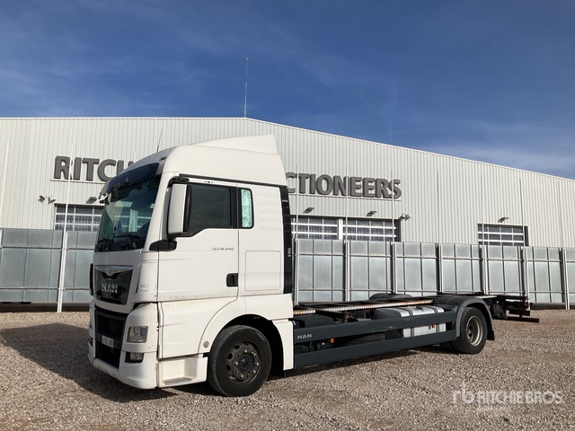 2016 MAN TGX18.440 4x2 Sleeper Container Truck | Ritchie Bros. Auctioneers