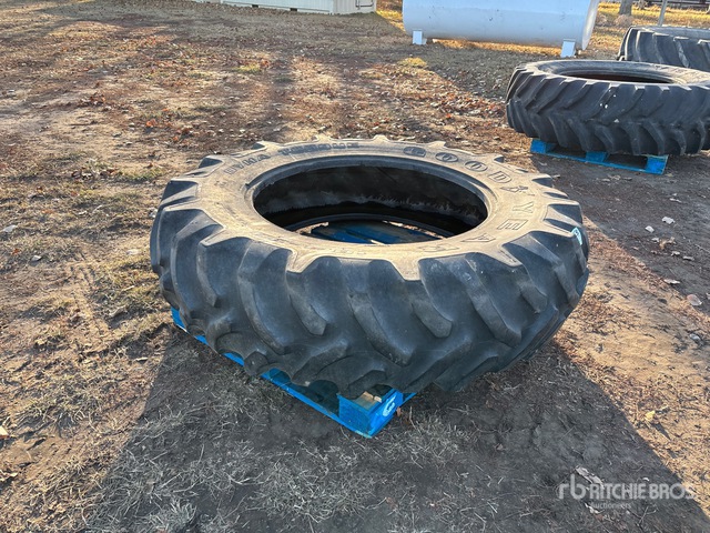 Good Year Dyna Torque 18.4-38 Tires | Ritchie Bros. Auctioneers